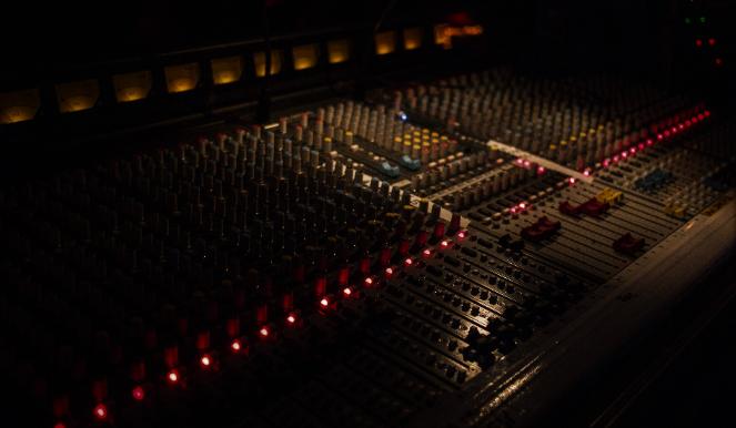 Phantom City Studio - 407-876-9130 - Orlando Florida Recording Studios
